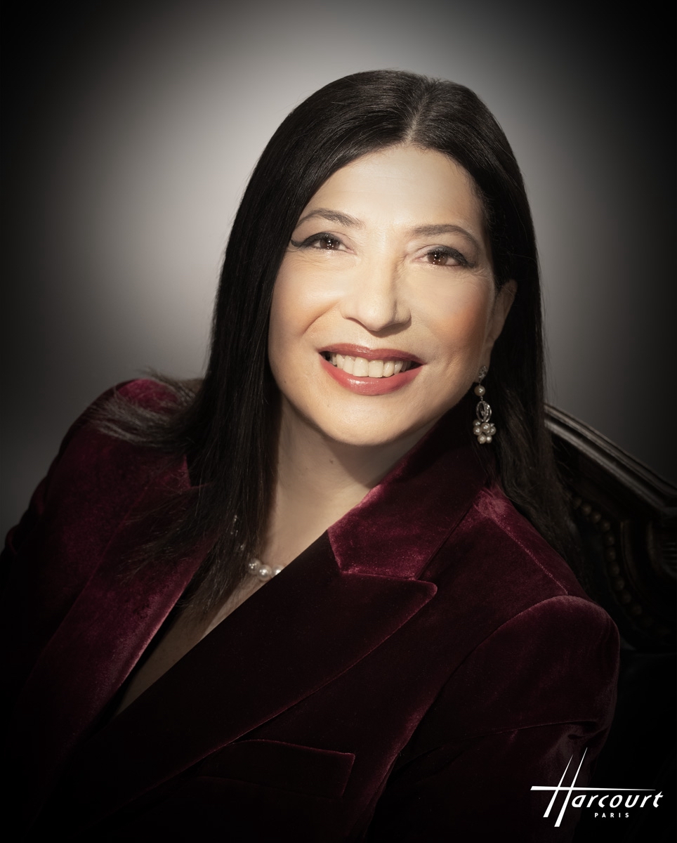 Laura Astrologo Porché – Author Portfolio